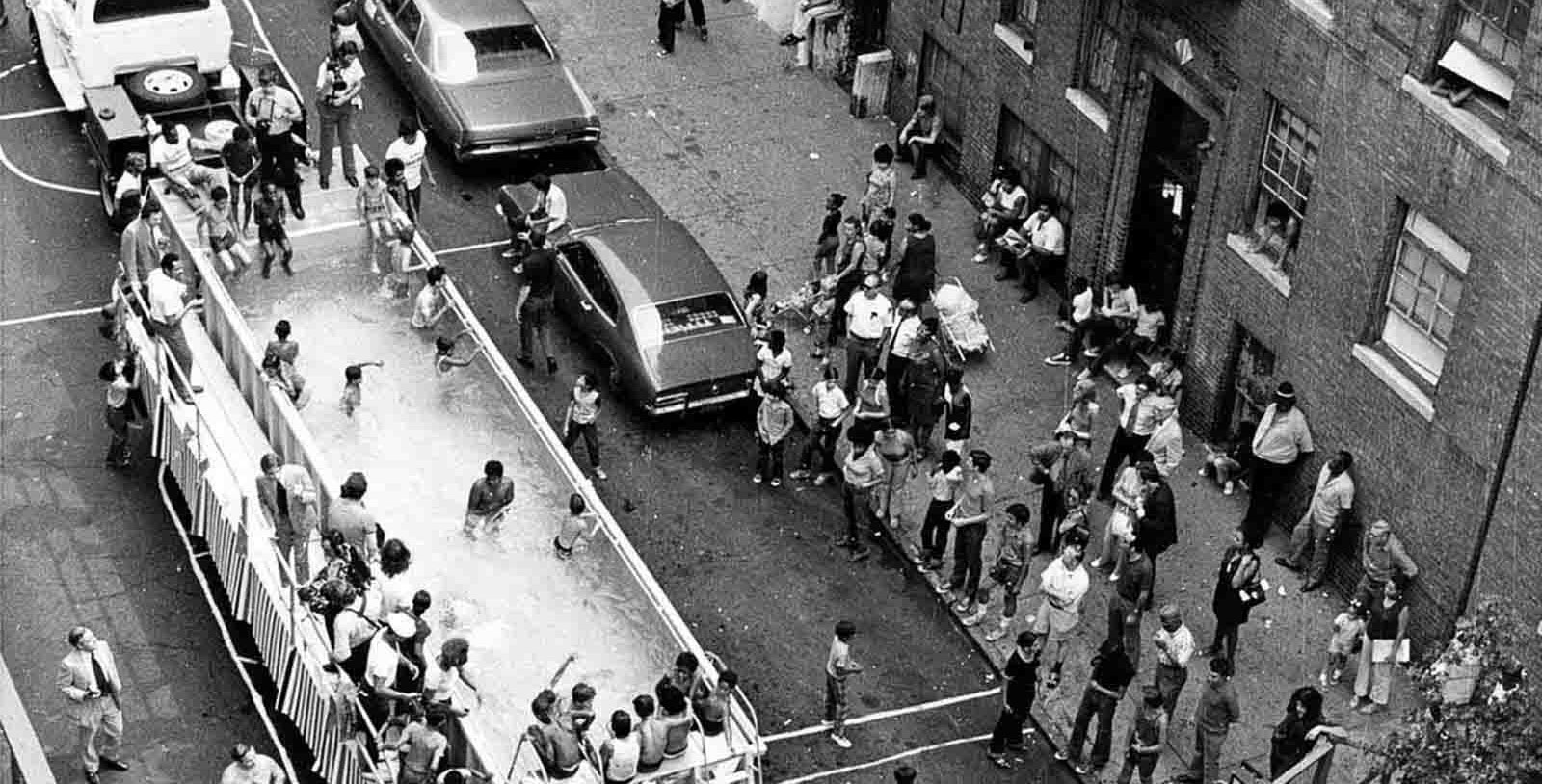 What Happened To New York’s Swimmobiles? - Something Curated